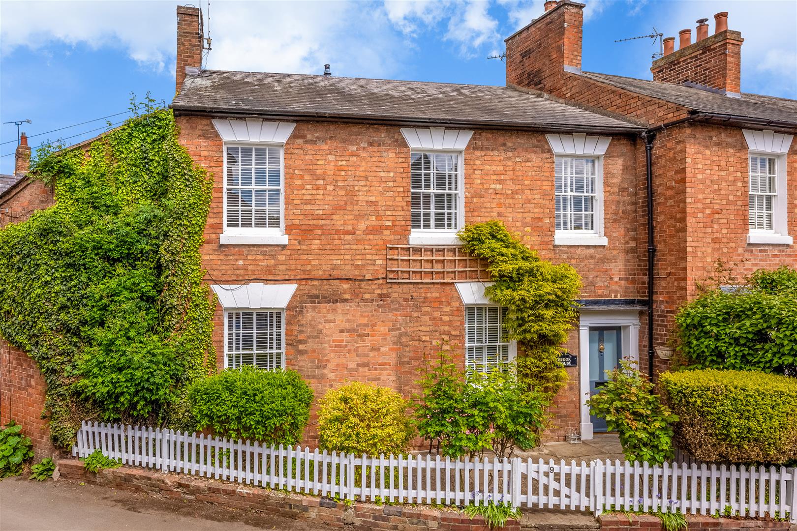 Properties For Sale in Wellesbourne | Peter Clarke